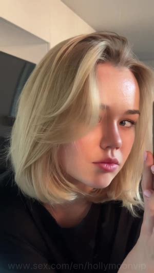 Holly Moon Dm Me To See Full Video ️