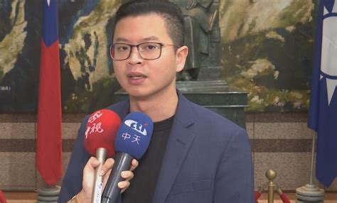 開第1槍！國民黨新北市黨部下令：禁止小雞請柯文哲站台 沒有任何模糊空間 民生電子報