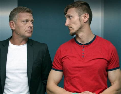 Откраднат живот Тайните от миналото на доцент Банков изплуват