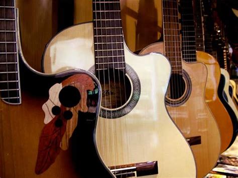 How To Select The Best Acoustic Guitar For You Tuts Music Audio