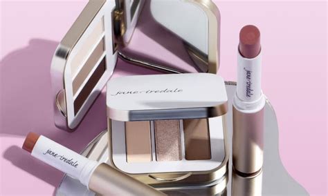Jane Iredale Cosmetics Lovelyskin
