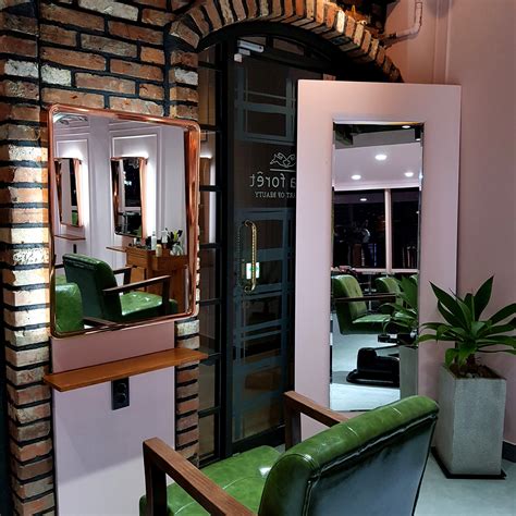 골드g성형외과·피부과 한번으로 완성되는 탄력 피부 평소 피부라면 자신 있던 분들도 세월속에 속절없이 무너지기 마련 인데요 그 좋았던 피부에 주름이 지기 시작하고