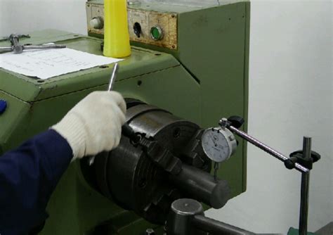 범용 선반 계단 축 절삭가공하기 작업순서 작업 준비 및 공작물 고정과 중심 맞추는 싱작업 네이버 블로그