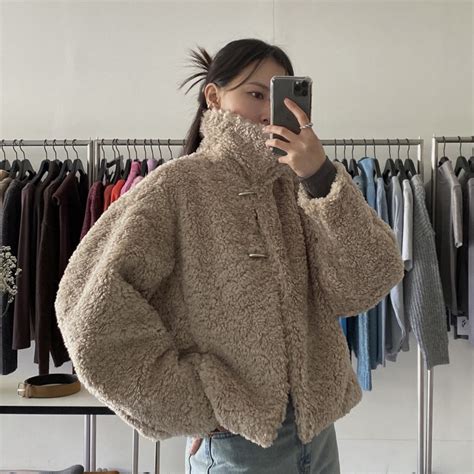 수아브 카라 퍼 자켓 2컬러 뽀글이 양털 연말룩 숏 가벼운 위시버킷