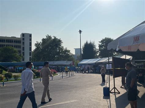 Ilawclub On Twitter เลือกตั้งล่วงหน้า มหาวิทยาลัยรามคำแหง 07 50 น เริ่มมีประชาชนทยอยมารอต่อ