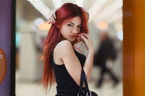 Hd Wallpaper Delaia Gonzalez Women Model Brunette Looking At