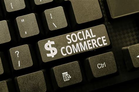 Text Caption Presenting Social Commerce Business Approach Uses Social Networks In The Buying Of