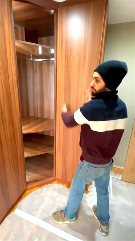 Diagonal Corner Wardrobe Installation Reels Viral Viralvideo Foryou Home 3dmodel Bedroom