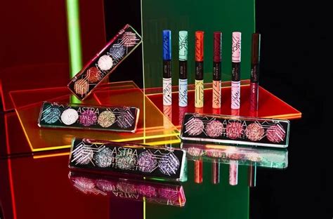 Astra Virtual Duoversity Collection Collezione Trucco Super Creativa Astra Virtual Duoversity Collection Collezione Trucco Super Creativa