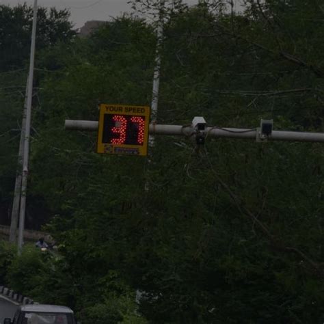 Red Light Violation Detection Rlvd Envoys