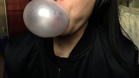 Asmr Trying Super Bubble Gum Pop Eporner