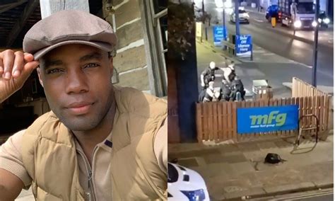 Reece Richards Estrella De Sex Education Rociado Con Gas Pimienta