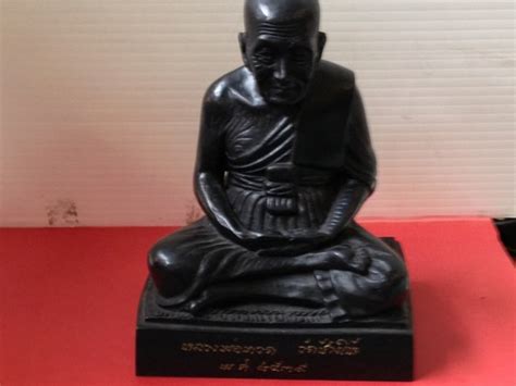 Tomavenue หลวงปู่ทวด วัดช้างให้ ปี39 หน้าตัก 5 นิ้ว สูง 7นิ้ว รมดำ สวยงามมาก
