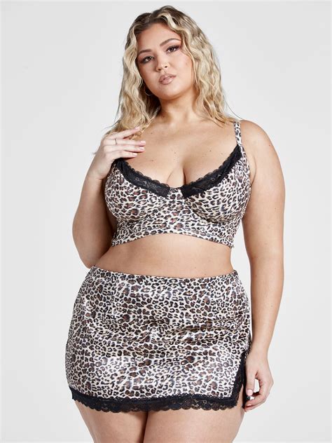 Plus Size Skylar Leopard Print Satin Lingerie Set Fashion To Figure