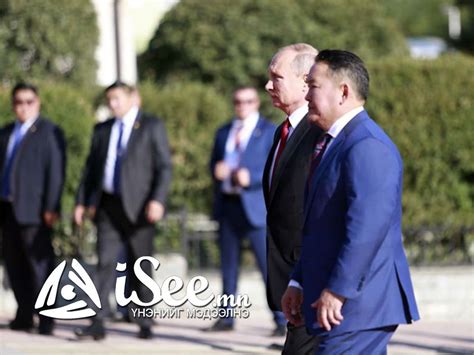 ЗХУ ын баатар маршал Г К Жуковын хөшөөнд цэцэг өргөлөө Isee Mn