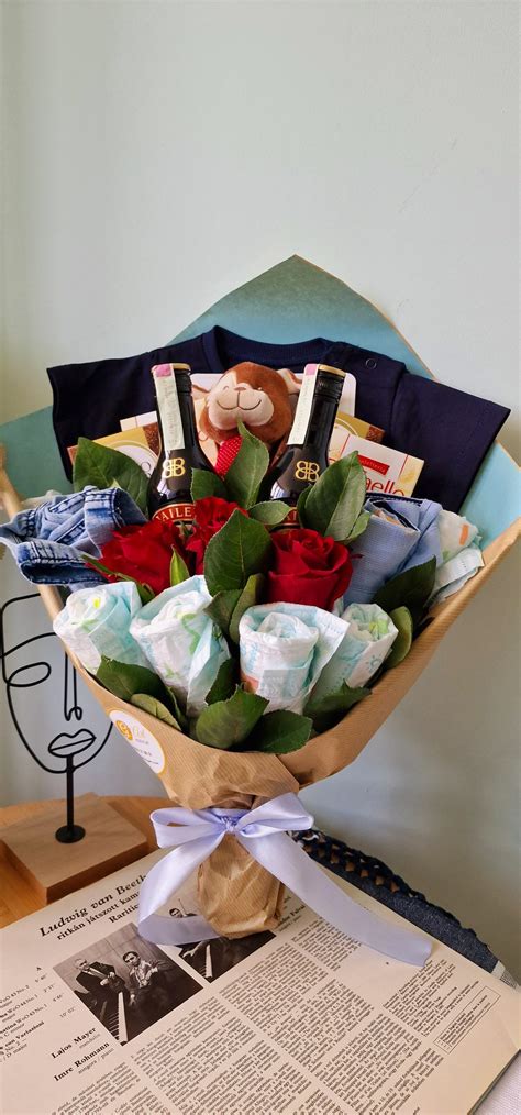 Букет Бебе БОС нестандартен букет от Bouquets By Gerry