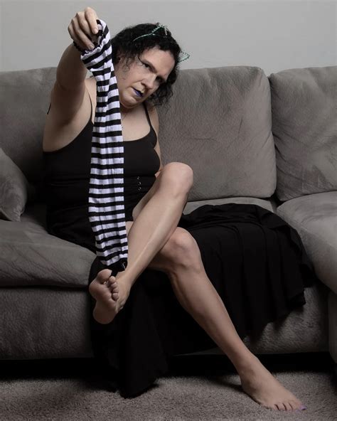 Goth Foot Tease Nude Pics Xhamster