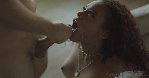 흑인 암캐는 그녀의 아름다운 얼굴에 뜨거운 인종 간 섹스와 정액을 즐깁니다 흑인 암캐는 그녀의 아름다운 얼굴에 뜨거운 인종 간 섹스와 정액을 즐깁니다