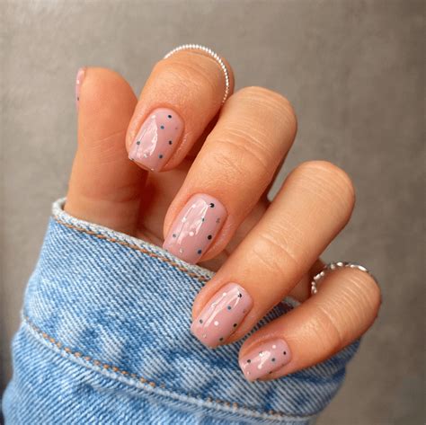 40 Trendy Polka Dot Nail Design Ideas To Try The Beauty Pursuit