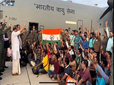 MoS Muraleedharan Receives 7th Batch Of Stranded Indians At Jeddah From