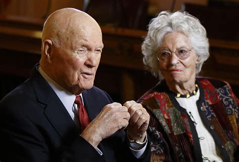 John Glenn And His Wife Photos The Life Of Iconic Nasa Astronaut John