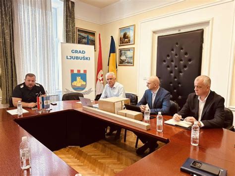 Predstavnici Federalne Uprave Za Geodetske I Imovinsko Pravne Poslove Posjetili Grad Ljubuški