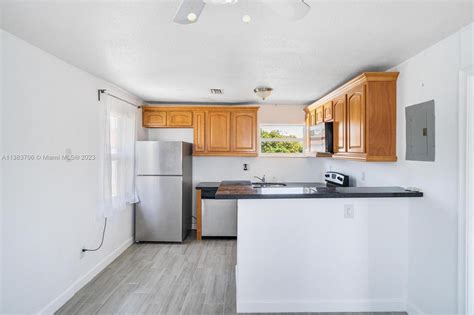 6221 Nw Miami Ct Unit 2 Miami Fl 33150 Condo For Rent In Miami Fl
