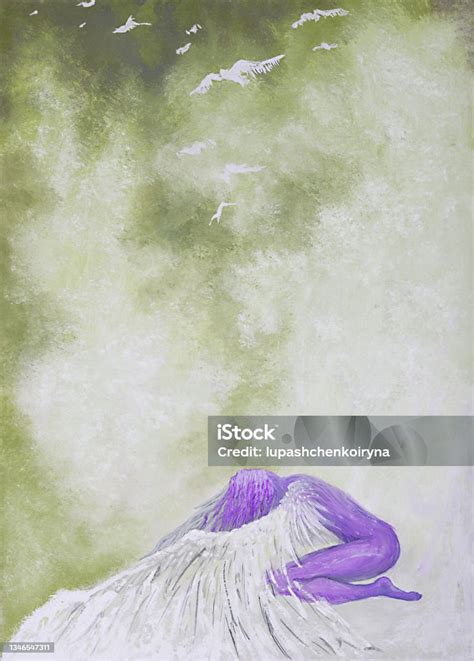 우울한 폭풍우하늘을 배경으로 아이를 보호하는 날개가 달린 수호 천사의 형태로 긴 머리를 한 젊은 여성의 일러스트 유화 초상화 수채화에 대한 스톡 벡터 아트 및 기타 이미지