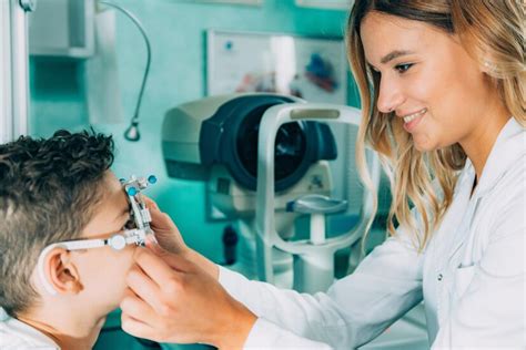 premium photo ophthalmologist visual acuity testing