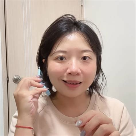 黃秀雅 Ya111 • Threads Say More