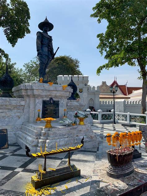 Statue Of King Taksin The Great At The King Taksin Shrine In Front Of 2nd Battalion 1st