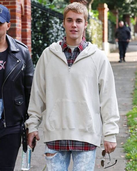 Best Justin Bieber Platinum Blonde Hairstyles