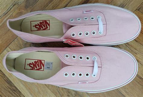 Кеди Vans Authentic — ціна 700 грн у каталозі Кеди Купити жіночі речі за доступною ціною на Шафі