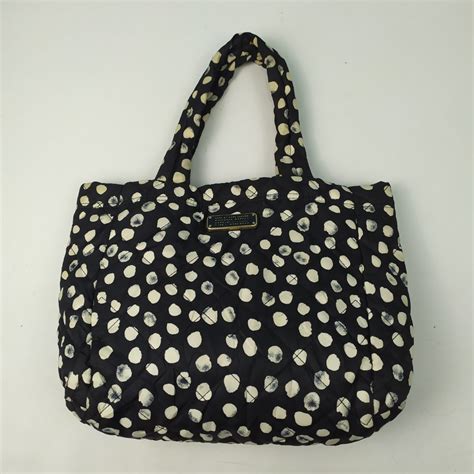 Marc Jacobs Tote Bag Women S Fashion Bags Wallets Tote Bags On Carousell