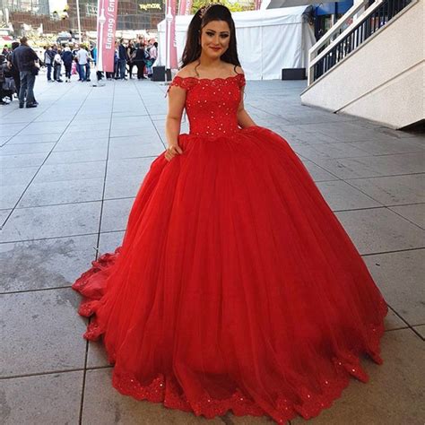 Puffy Red Plus Size Wedding Dresses 2017 Off The Shoudler Lace Ball