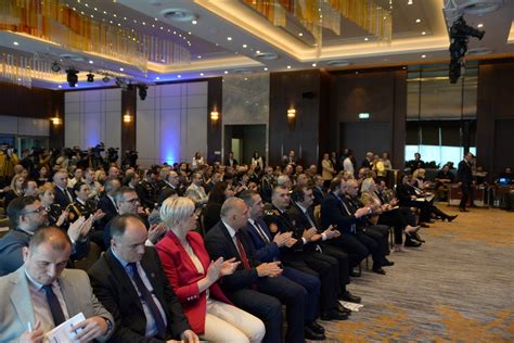 Петровска Столтенберг и Агелер со иста порака од Одбранбениот форум 2023 Заедно посилни