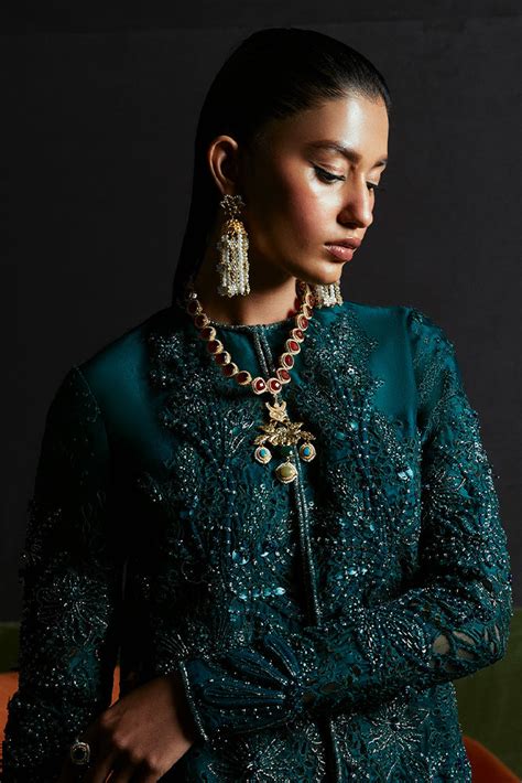 Jasmine Suffuse