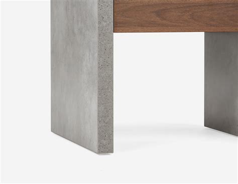 Liam Industrial Chic End Table 56 Cm Structube