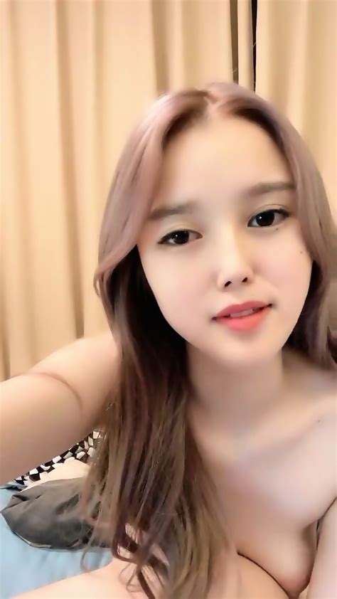 D 甜美主播 一线天美鲍鱼 Eporner