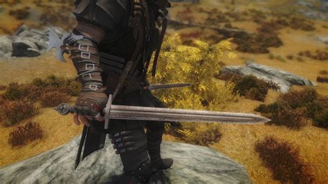 Need Advice On Normals And Enviroment Textures For These Weapons