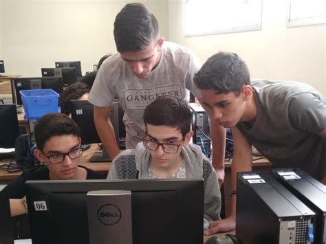 Arduíno Challenge Ifsuldeminas Campus Pouso Alegre