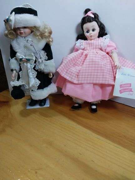 2 Dolls Madame Alexander Little Women Series Beth And Unknown Maker