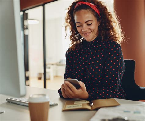 using texting as an effective internal comms tool without the