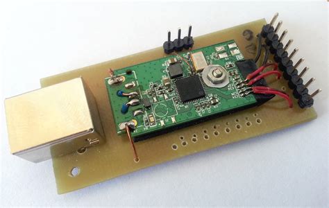 Turn RTL SDR Dongle Into RTL2832U Breakout Board One Transistor
