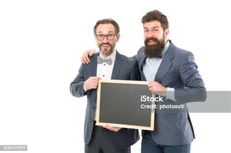 당일 회의 공식적인 사업가 복사 공간 기내에서 환영합니다 파트너는 흰색으로 고립 된 창업 사업을 축하합니다 발표 파티 초대