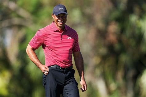 Watch Tiger Woods Gives A Tour Of Pga Tours Gigantic New 165000 Sq