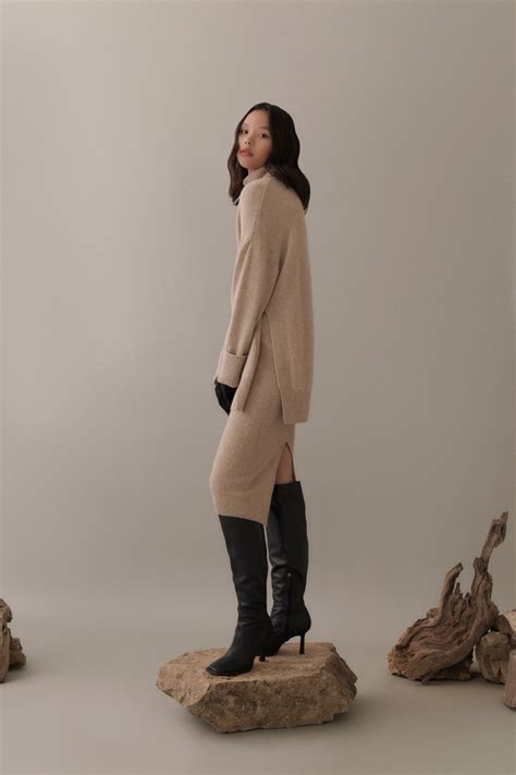 Энэ намар өвөл бид хэрхэн хувцаслах вэ Дулаан урлалаар хээнцэр хэв маягийг ГОВЬ санал болгож байна