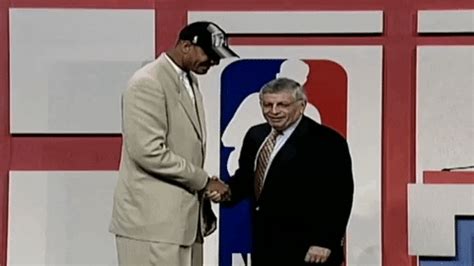 Tim Duncan Arms Gifs Get The Best Gif On Giphy