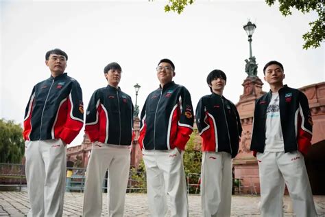 Gen好签！s14八强抽签：tes再遇t1！lng和wbg内战，blg迎战hle