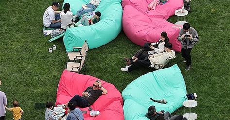 야외도서관에서 봄나들이